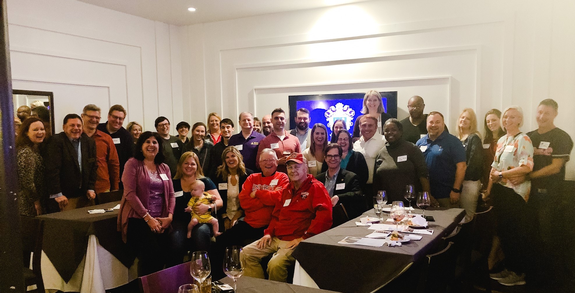 Fraternity Hosts Dallas Alumni Reception